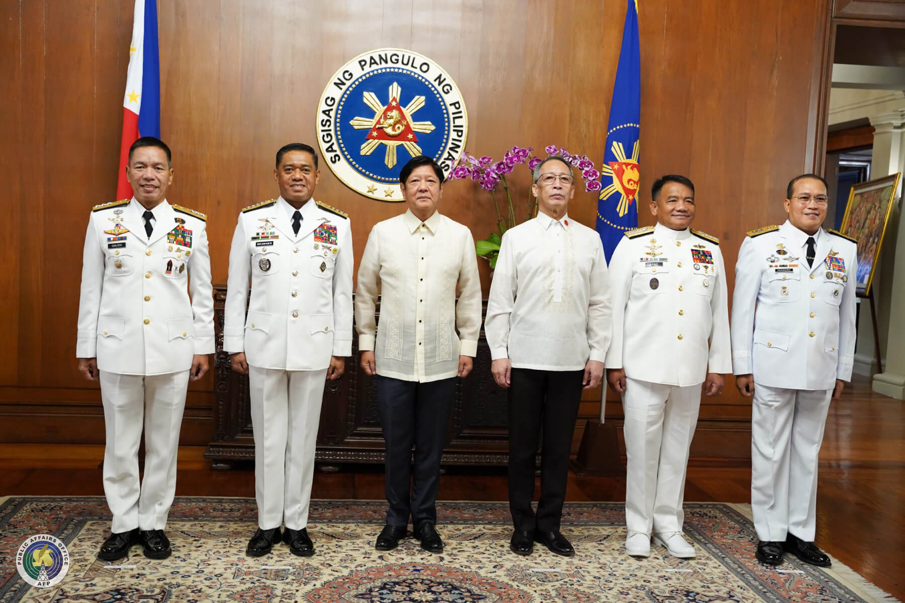 AFP Chief, Major Service Commanders visit Malacañang
